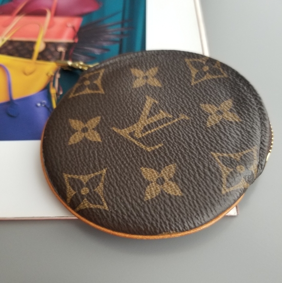 Louis Vuitton | Bags | Louis Vuitton Beautiful Coins Case Zip Pouch ...